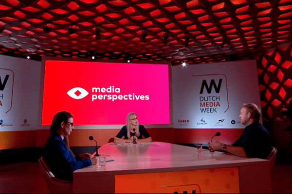 Dutch Media Week - MediaTalk: EMG over de ontkoppeling tussen mens en ...