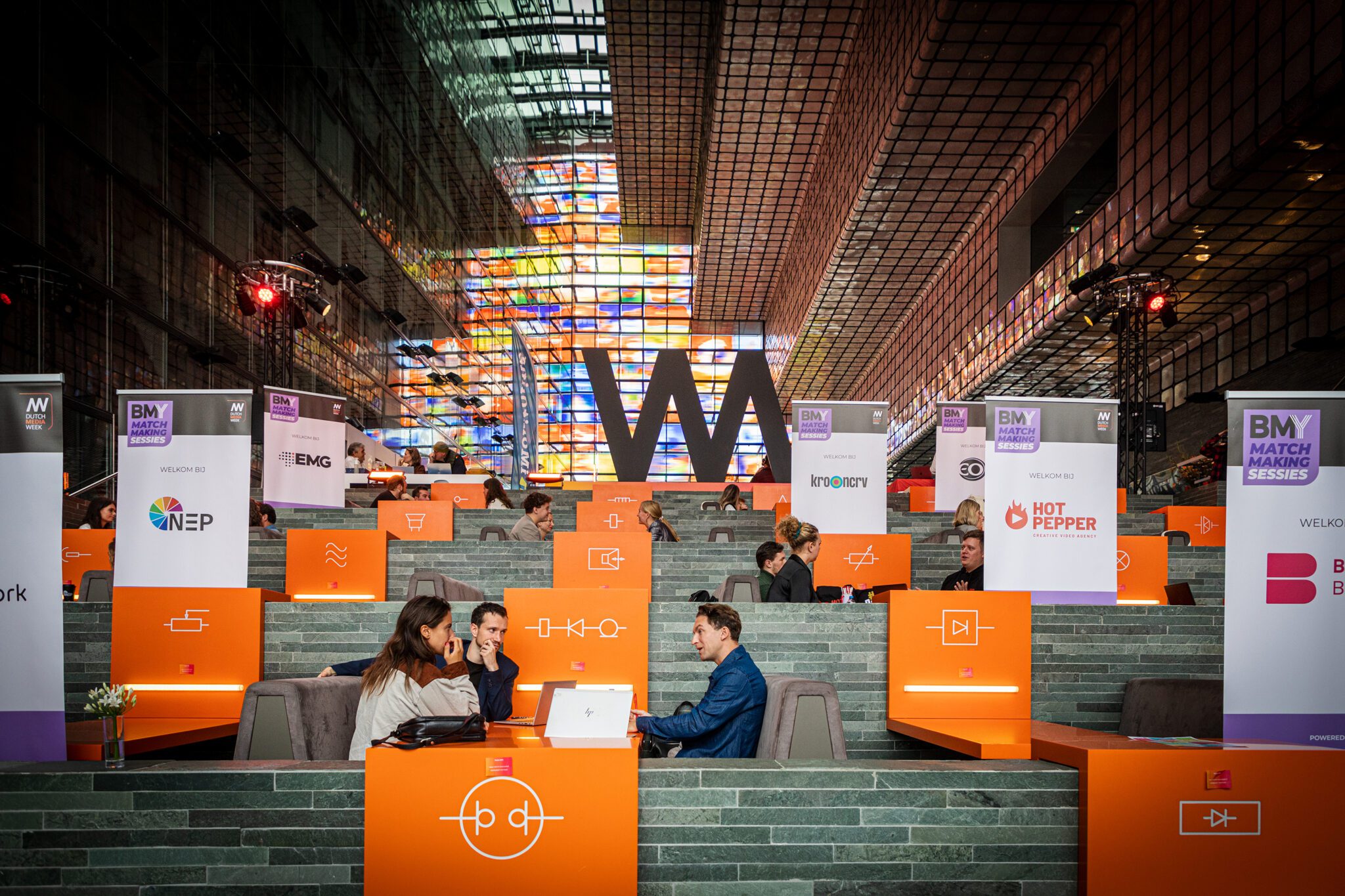 Dutch Media Week - Dutch Media Week 2023 biedt springplank voor jong ...